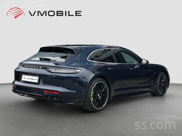 Blue Porsche Panamera 2021 in Riga, with an engine capacity of 2.90 L and mileage of 110 thousand km for 45990 €, photo 3 on AUTOMOTO.COM.LV