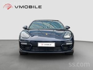 Blue Porsche Panamera 2021 in Riga, with an engine capacity of 2.90 L and mileage of 110 thousand km for 65990 €, photo 4 on AUTOMOTO.COM.LV