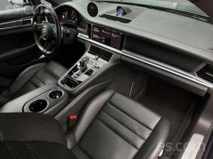 Blue Porsche Panamera 2021 in Riga, with an engine capacity of 2.90 L and mileage of 110 thousand km for 65990 €, photo 6 on AUTOMOTO.COM.LV