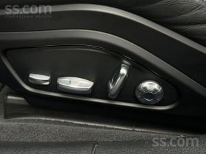 Blue Porsche Panamera 2021 in Riga, with an engine capacity of 2.90 L and mileage of 110 thousand km for 65990 €, photo 20 on AUTOMOTO.COM.LV