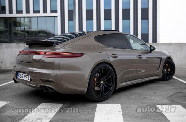 Brown Porsche Panamera 2010 in Tallinn, with an engine capacity of 4.80 L and mileage of 257 thousand km for 19999 €, photo 4 on AUTOMOTO.COM.LV
