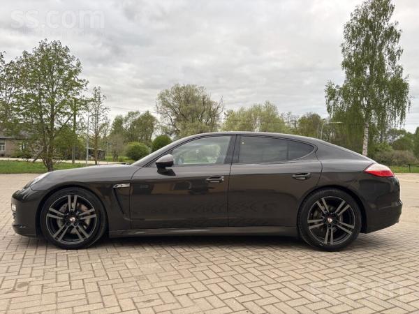 Brown Porsche Panamera 2011 in Ludza, with an engine capacity of 3.00 L and mileage of 0 thousand km for 19000 €, photo 4 on AUTOMOTO.COM.LV