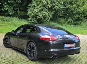 Brown Porsche Panamera 2011 in Vilnius, with an engine capacity of 2.97 L and mileage of 320 thousand km for 16000 €, photo 6 on AUTOMOTO.COM.LV