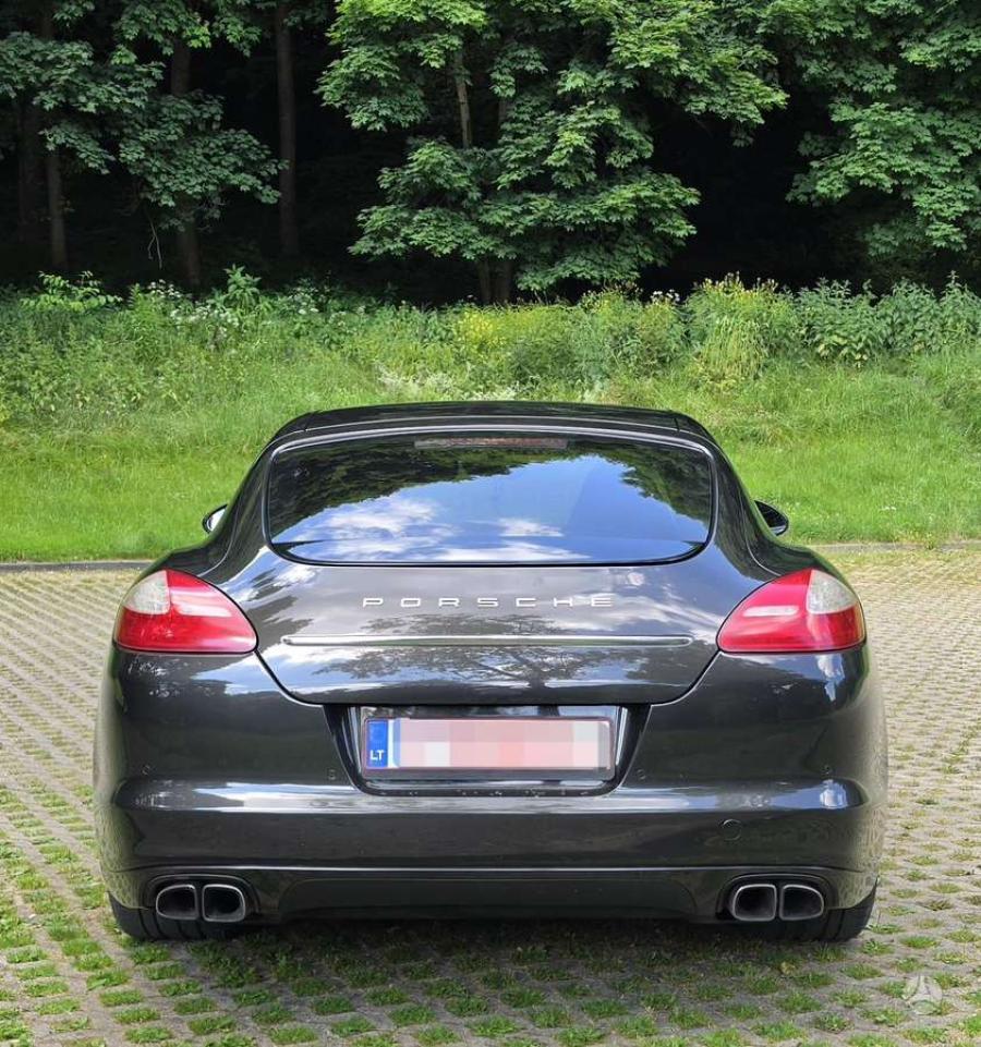 Brown Porsche Panamera 2011 in Vilnius, with an engine capacity of 2.97 L and mileage of 320 thousand km for 16000 €, photo 7 on AUTOMOTO.COM.LV