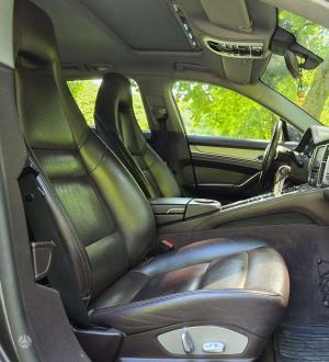 Brown Porsche Panamera 2011 in Vilnius, with an engine capacity of 2.97 L and mileage of 320 thousand km for 16000 €, photo 13 on AUTOMOTO.COM.LV