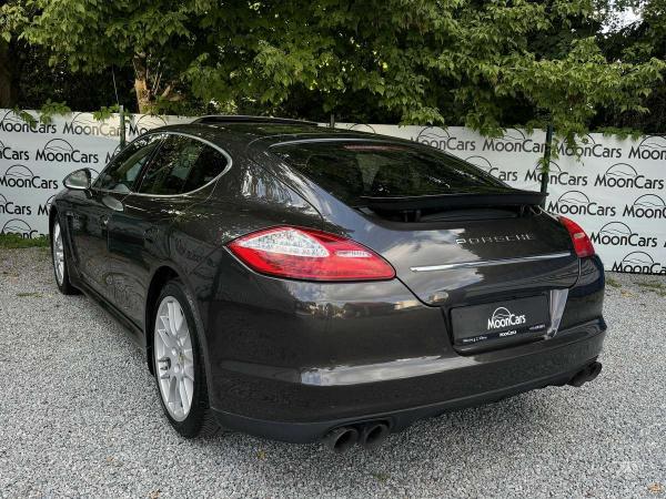 Brown Porsche Panamera 2011 in Vilnius, with an engine capacity of 4.81 L and mileage of 120 thousand km for 20000 €, photo 6 on AUTOMOTO.COM.LV