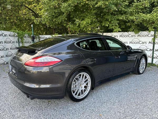 Brown Porsche Panamera 2011 in Vilnius, with an engine capacity of 4.81 L and mileage of 120 thousand km for 20000 €, photo 9 on AUTOMOTO.COM.LV