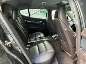 Brūns Porsche Panamera 2011 Viļņa, ar dzinēja tilpumu 4.81 L un nobraukumu 120 tūkst. km par 20000 €, foto 13 vietnē AUTOMOTO.COM.LV