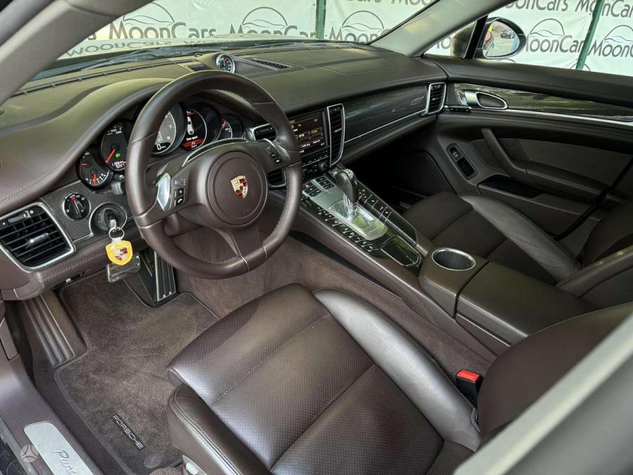 Brūns Porsche Panamera 2011 Viļņa, ar dzinēja tilpumu 4.81 L un nobraukumu 120 tūkst. km par 20000 €, foto 18 vietnē AUTOMOTO.COM.LV