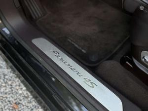 Brūns Porsche Panamera 2011 Viļņa, ar dzinēja tilpumu 4.81 L un nobraukumu 120 tūkst. km par 20000 €, foto 19 vietnē AUTOMOTO.COM.LV