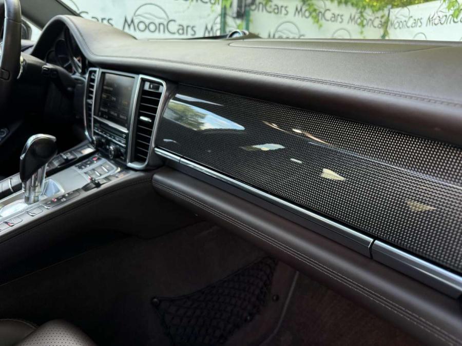Brūns Porsche Panamera 2011 Viļņa, ar dzinēja tilpumu 4.81 L un nobraukumu 120 tūkst. km par 20000 €, foto 22 vietnē AUTOMOTO.COM.LV