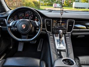 Brūns Porsche Panamera 2011 Rīga, ar dzinēja tilpumu 3.00 L un nobraukumu 302 tūkst. km par 16800 €, foto 8 vietnē AUTOMOTO.COM.LV