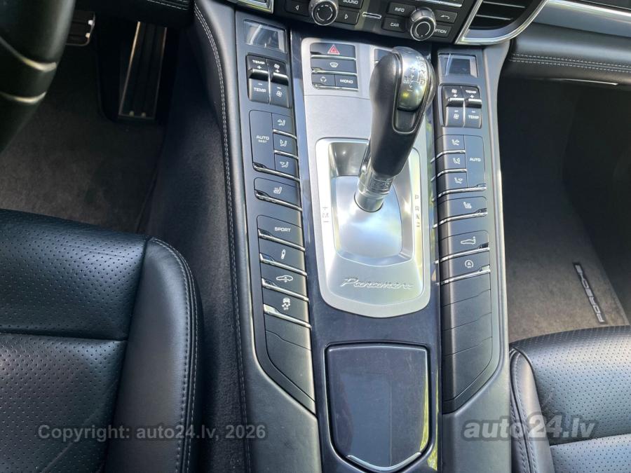 Brūns Porsche Panamera 2012 Tallina, ar dzinēja tilpumu 3.60 L un nobraukumu 183 tūkst. km par 21900 €, foto 11 vietnē AUTOMOTO.COM.LV
