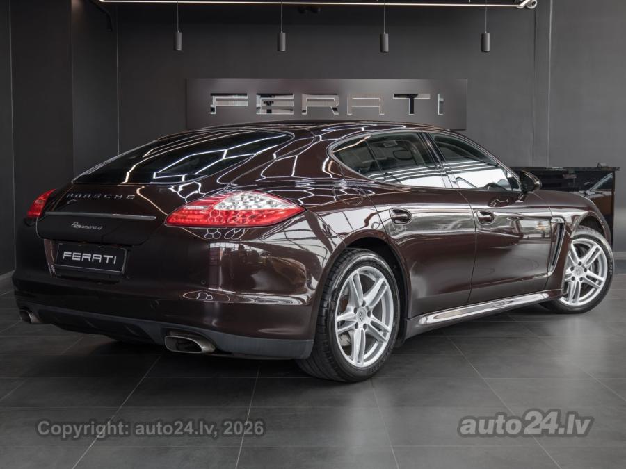 Brūns Porsche Panamera 2012 Tallina, ar dzinēja tilpumu 3.60 L un nobraukumu 183 tūkst. km par 24900 €, foto 4 vietnē AUTOMOTO.COM.LV