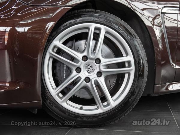 Brūns Porsche Panamera 2012 Tallina, ar dzinēja tilpumu 3.60 L un nobraukumu 183 tūkst. km par 24900 €, foto 5 vietnē AUTOMOTO.COM.LV