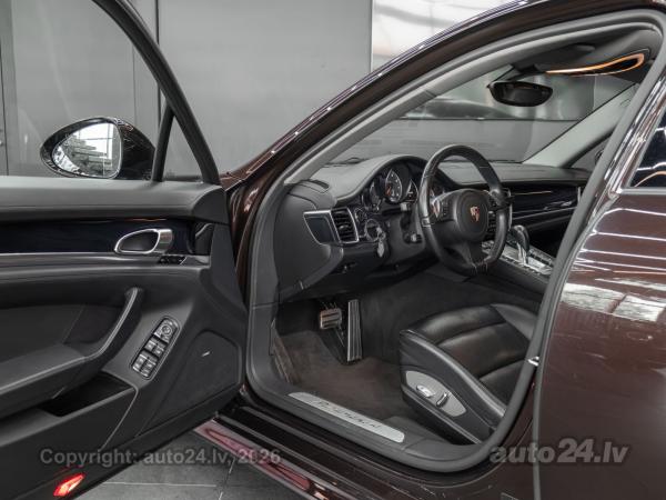 Brūns Porsche Panamera 2012 Tallina, ar dzinēja tilpumu 3.60 L un nobraukumu 183 tūkst. km par 24900 €, foto 6 vietnē AUTOMOTO.COM.LV
