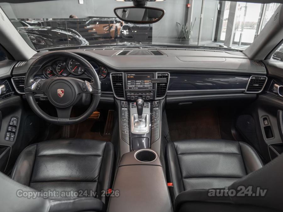 Brūns Porsche Panamera 2012 Tallina, ar dzinēja tilpumu 3.60 L un nobraukumu 183 tūkst. km par 24900 €, foto 11 vietnē AUTOMOTO.COM.LV