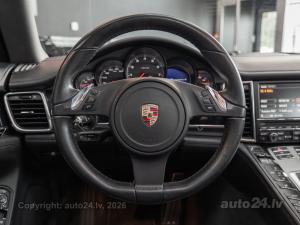 Brūns Porsche Panamera 2012 Tallina, ar dzinēja tilpumu 3.60 L un nobraukumu 183 tūkst. km par 24900 €, foto 12 vietnē AUTOMOTO.COM.LV