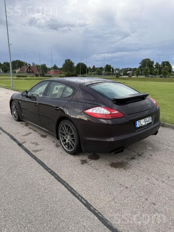 Brūns Porsche Panamera 2012 Ogre, ar dzinēja tilpumu 3.00 L un nobraukumu 251 tūkst. km par 22000 €, foto 6 vietnē AUTOMOTO.COM.LV