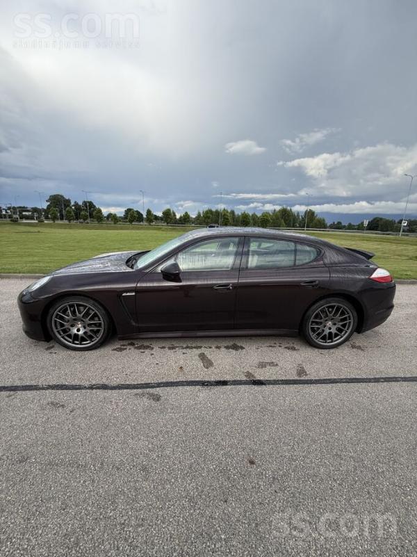 Brūns Porsche Panamera 2012 Ogre, ar dzinēja tilpumu 3.00 L un nobraukumu 251 tūkst. km par 22000 €, foto 10 vietnē AUTOMOTO.COM.LV
