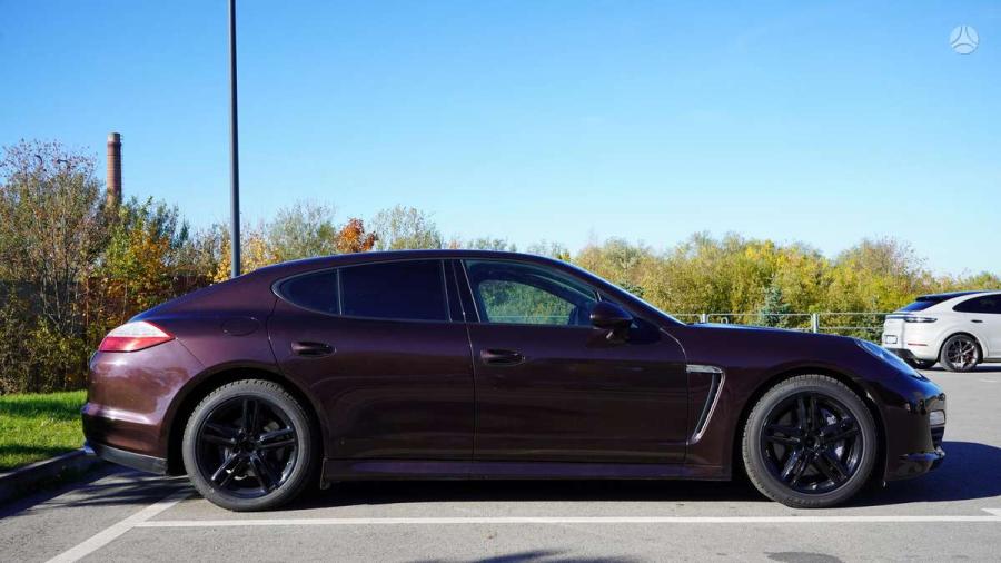 Brūns Porsche Panamera 2012 Šauļi, ar dzinēja tilpumu 3.61 L un nobraukumu 141 tūkst. km par 11000 €, foto 3 vietnē AUTOMOTO.COM.LV