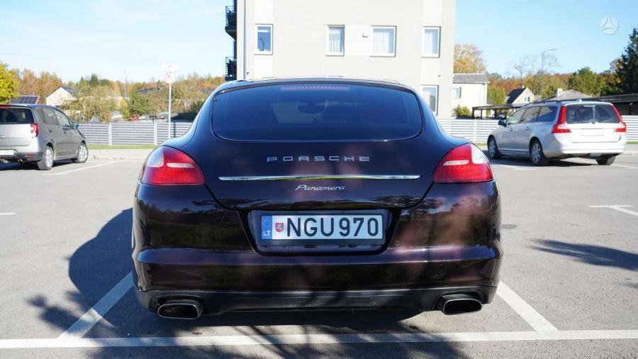Brūns Porsche Panamera 2012 Šauļi, ar dzinēja tilpumu 3.61 L un nobraukumu 141 tūkst. km par 11000 €, foto 6 vietnē AUTOMOTO.COM.LV