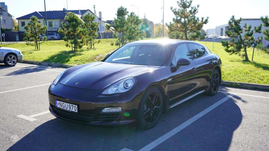 Brūns Porsche Panamera 2012 Šauļi, ar dzinēja tilpumu 3.61 L un nobraukumu 141 tūkst. km par 11000 €, foto 10 vietnē AUTOMOTO.COM.LV