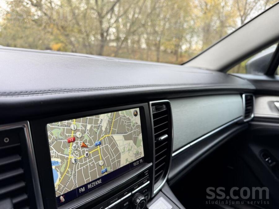 Brūns Porsche Panamera 2012 Rēzekne, ar dzinēja tilpumu 3.00 L un nobraukumu 310 tūkst. km par 19990 €, foto 11 vietnē AUTOMOTO.COM.LV