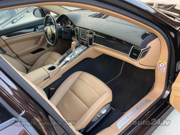 Brūns Porsche Panamera 2013 Rīga, ar dzinēja tilpumu 3.00 L un nobraukumu 290 tūkst. km par 21990 €, foto 10 vietnē AUTOMOTO.COM.LV