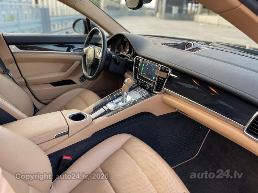 Brūns Porsche Panamera 2013 Rīga, ar dzinēja tilpumu 3.00 L un nobraukumu 290 tūkst. km par 21990 €, foto 18 vietnē AUTOMOTO.COM.LV