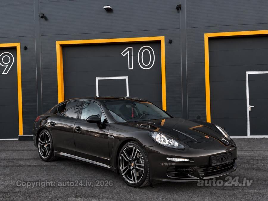 Brown Porsche Panamera 2014 in Tartu, with an engine capacity of 3.00 L and mileage of 230 thousand km for 19999 €, photo 3 on AUTOMOTO.COM.LV