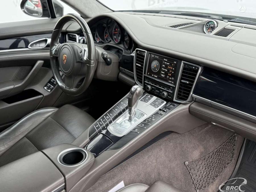 Brūns Porsche Panamera 2015 Klaipėda, ar dzinēja tilpumu 2.97 L un nobraukumu 100 tūkst. km par 29000 €, foto 10 vietnē AUTOMOTO.COM.LV
