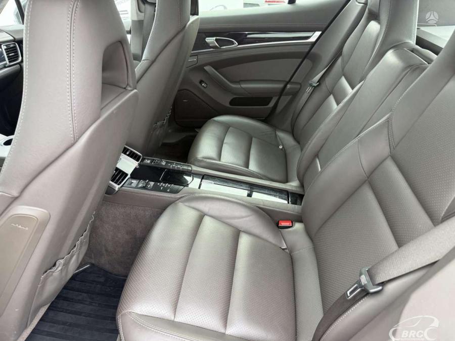 Brūns Porsche Panamera 2015 Klaipėda, ar dzinēja tilpumu 2.97 L un nobraukumu 100 tūkst. km par 29000 €, foto 18 vietnē AUTOMOTO.COM.LV