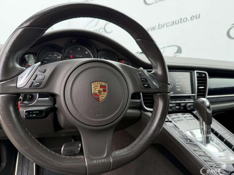 Brūns Porsche Panamera 2015 Klaipėda, ar dzinēja tilpumu 2.97 L un nobraukumu 100 tūkst. km par 29000 €, foto 24 vietnē AUTOMOTO.COM.LV