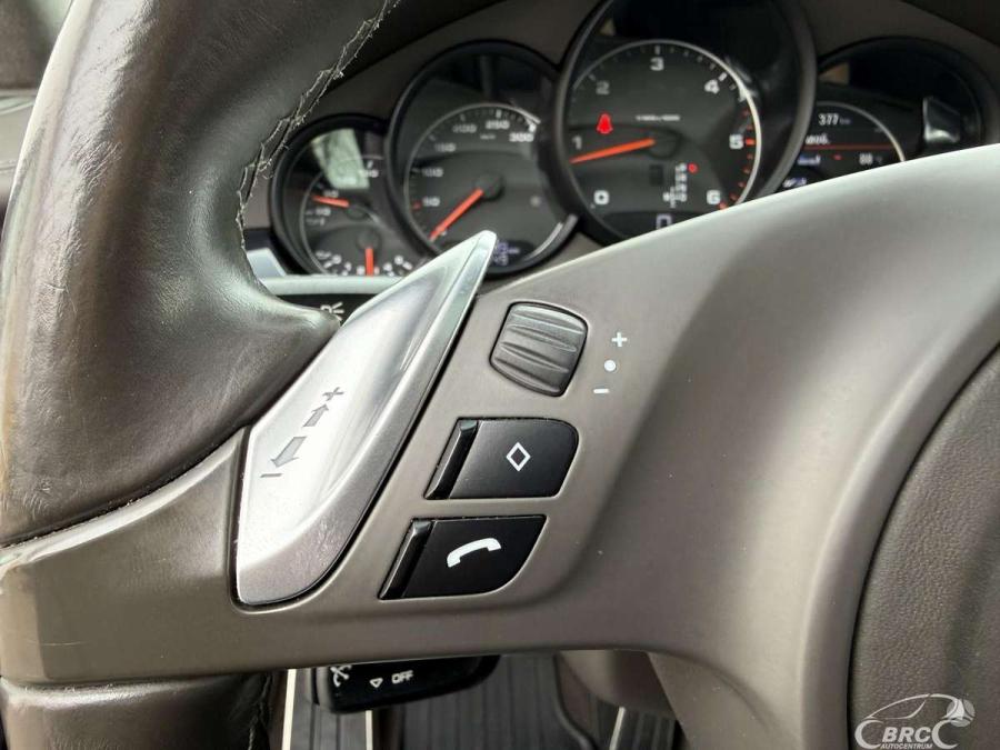 Brūns Porsche Panamera 2015 Klaipėda, ar dzinēja tilpumu 2.97 L un nobraukumu 100 tūkst. km par 29000 €, foto 26 vietnē AUTOMOTO.COM.LV
