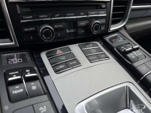 Brūns Porsche Panamera 2015 Klaipėda, ar dzinēja tilpumu 2.97 L un nobraukumu 100 tūkst. km par 29000 €, foto 28 vietnē AUTOMOTO.COM.LV