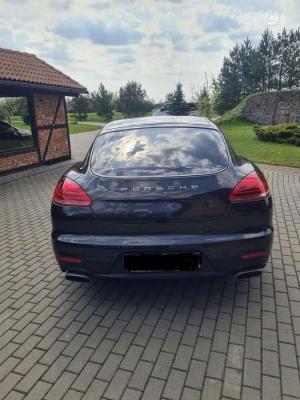 Brown Porsche Panamera 2015 in Klaipeda, with an engine capacity of 2.97 L and mileage of 101 thousand km for 32000 €, photo 5 on AUTOMOTO.COM.LV