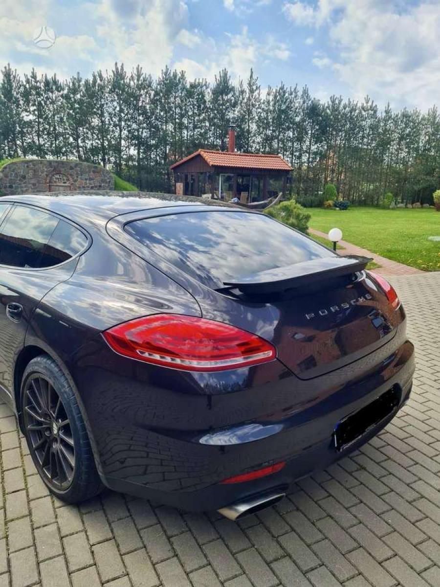 Brown Porsche Panamera 2015 in Klaipeda, with an engine capacity of 2.97 L and mileage of 101 thousand km for 32000 €, photo 7 on AUTOMOTO.COM.LV