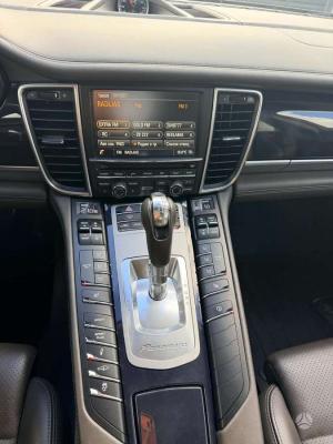 Brown Porsche Panamera 2015 in Klaipeda, with an engine capacity of 2.97 L and mileage of 101 thousand km for 32000 €, photo 12 on AUTOMOTO.COM.LV