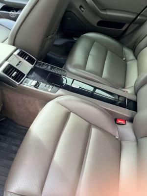 Brown Porsche Panamera 2015 in Klaipeda, with an engine capacity of 2.97 L and mileage of 101 thousand km for 32000 €, photo 13 on AUTOMOTO.COM.LV