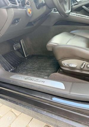 Brown Porsche Panamera 2015 in Klaipeda, with an engine capacity of 2.97 L and mileage of 101 thousand km for 32000 €, photo 20 on AUTOMOTO.COM.LV