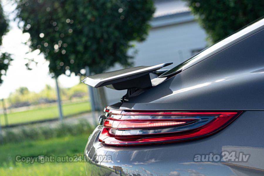 Brown Porsche Panamera 2017 in Tartu, with an engine capacity of 2.90 L and mileage of 151 thousand km for 45000 €, photo 9 on AUTOMOTO.COM.LV