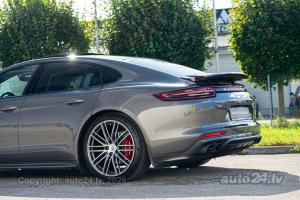 Brown Porsche Panamera 2017 in Tartu, with an engine capacity of 2.90 L and mileage of 151 thousand km for 45000 €, photo 16 on AUTOMOTO.COM.LV