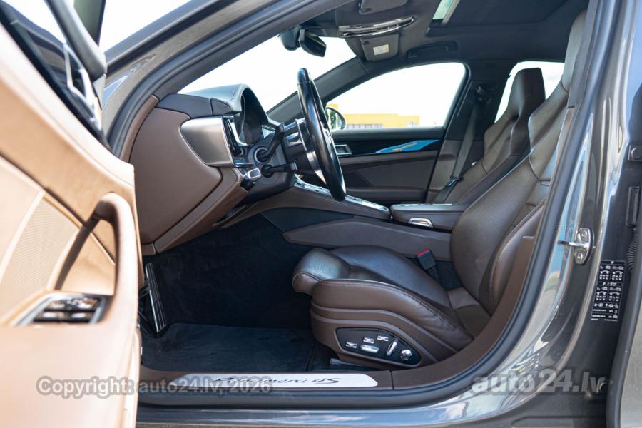 Brown Porsche Panamera 2017 in Tartu, with an engine capacity of 2.90 L and mileage of 151 thousand km for 45000 €, photo 22 on AUTOMOTO.COM.LV