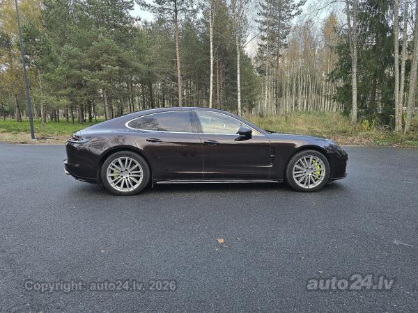 Brown Porsche Panamera 2019 in Tallinn, with an engine capacity of 2.90 L and mileage of 85 thousand km for 69900 €, photo 10 on AUTOMOTO.COM.LV