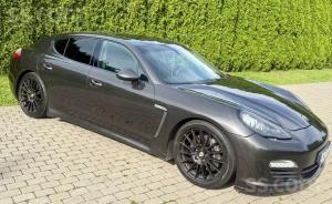 Brown Porsche Panamera 2011 in Riga, with an engine capacity of 3.00 L and mileage of 288 thousand km for 19500 €, photo 5 on AUTOMOTO.COM.LV