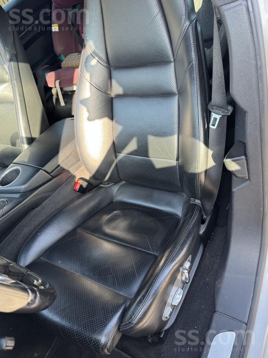 Brūns Porsche Panamera 2011 Madona, ar dzinēja tilpumu 4.80 L un nobraukumu 211 tūkst. km par 20100 €, foto 9 vietnē AUTOMOTO.COM.LV