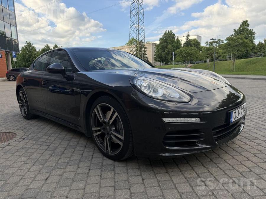 Brūns Porsche Panamera 2014 Rīga, ar dzinēja tilpumu 3.00 L un nobraukumu 230 tūkst. km par 21000 €, foto 3 vietnē AUTOMOTO.COM.LV