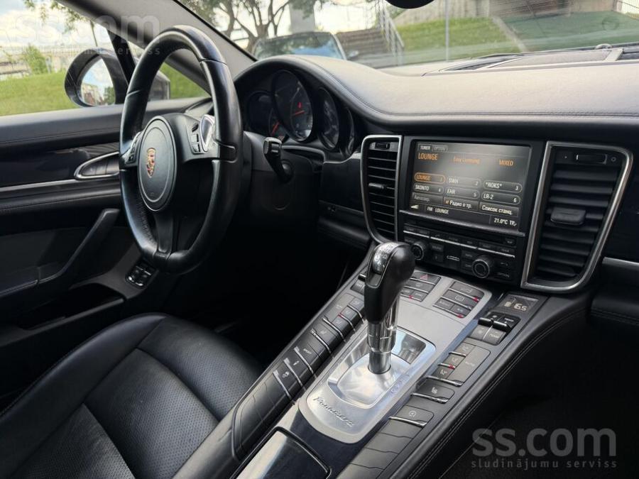 Brūns Porsche Panamera 2014 Rīga, ar dzinēja tilpumu 3.00 L un nobraukumu 230 tūkst. km par 21000 €, foto 11 vietnē AUTOMOTO.COM.LV