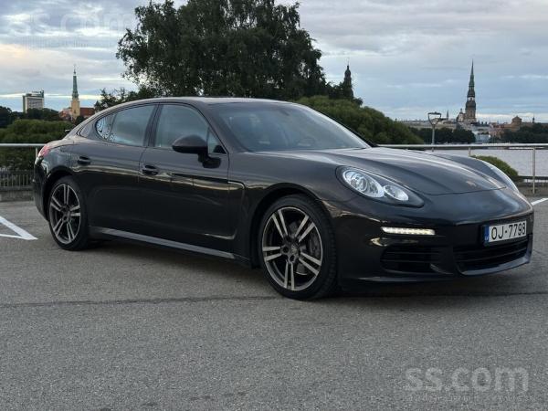 Brūns Porsche Panamera 2014 Rīga, ar dzinēja tilpumu 3.00 L un nobraukumu 228 tūkst. km par 19500 €, foto 1 vietnē AUTOMOTO.COM.LV
